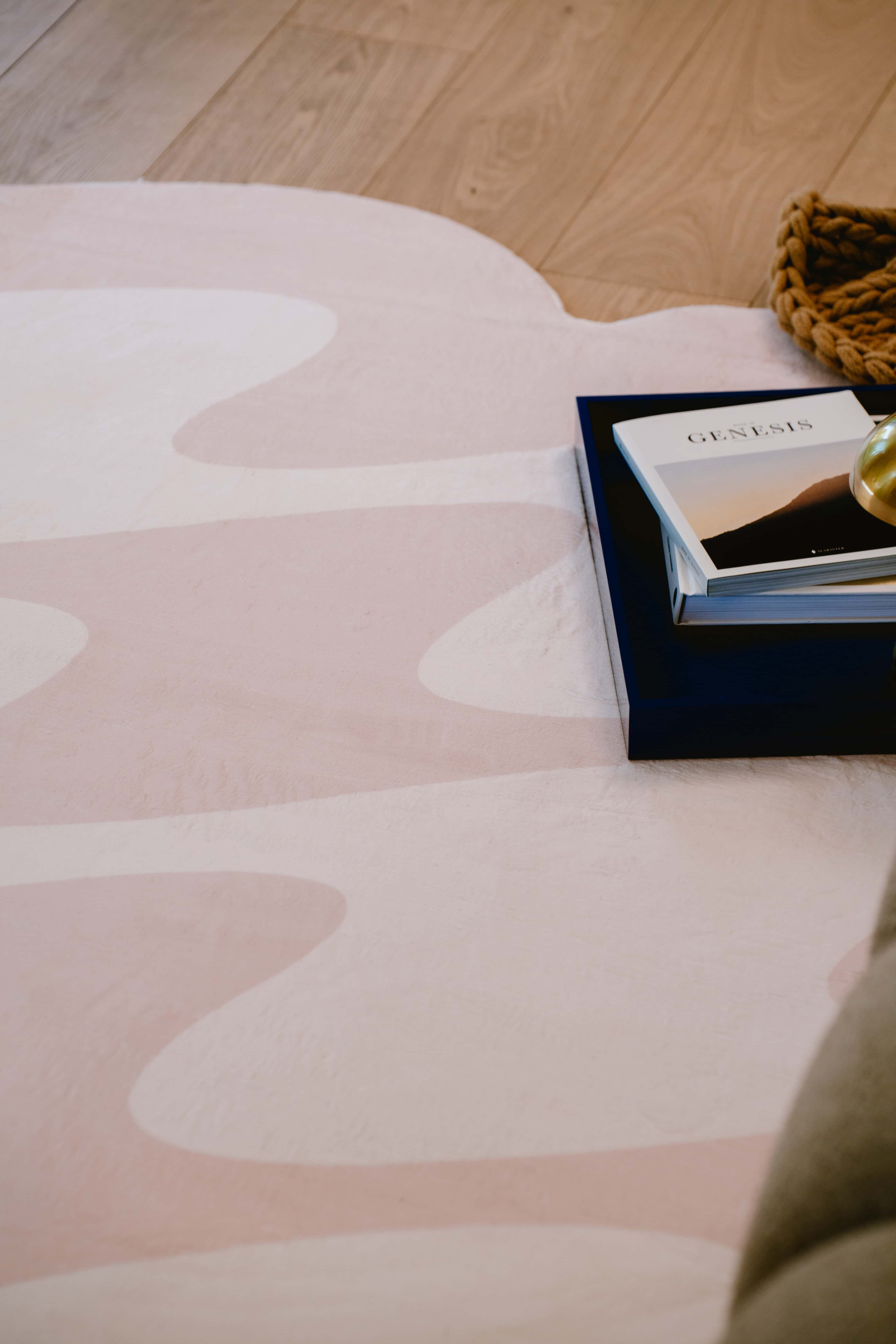 Pastel Irregular Shaped Wavy Rug by Designer Johann Banta – Lany Space